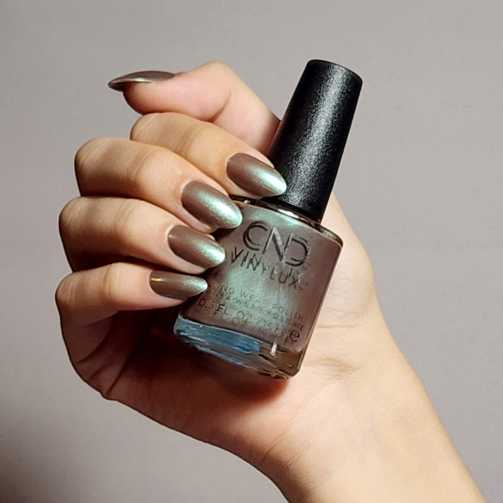 CND™ Vinylux™ Frostbite 15ml | LoveCND Nails | Official UK Store | CND™